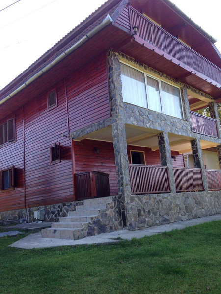 Cazare Bulz - Lorau Cabana Lorau - Vila si Casute - judetul Bihor