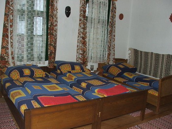 Atractii – Drumetii: