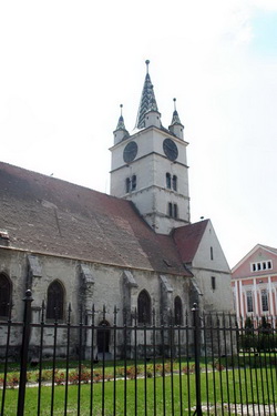 Prezentare in imagini: descriere, poze, harta, cazare, atractii ...